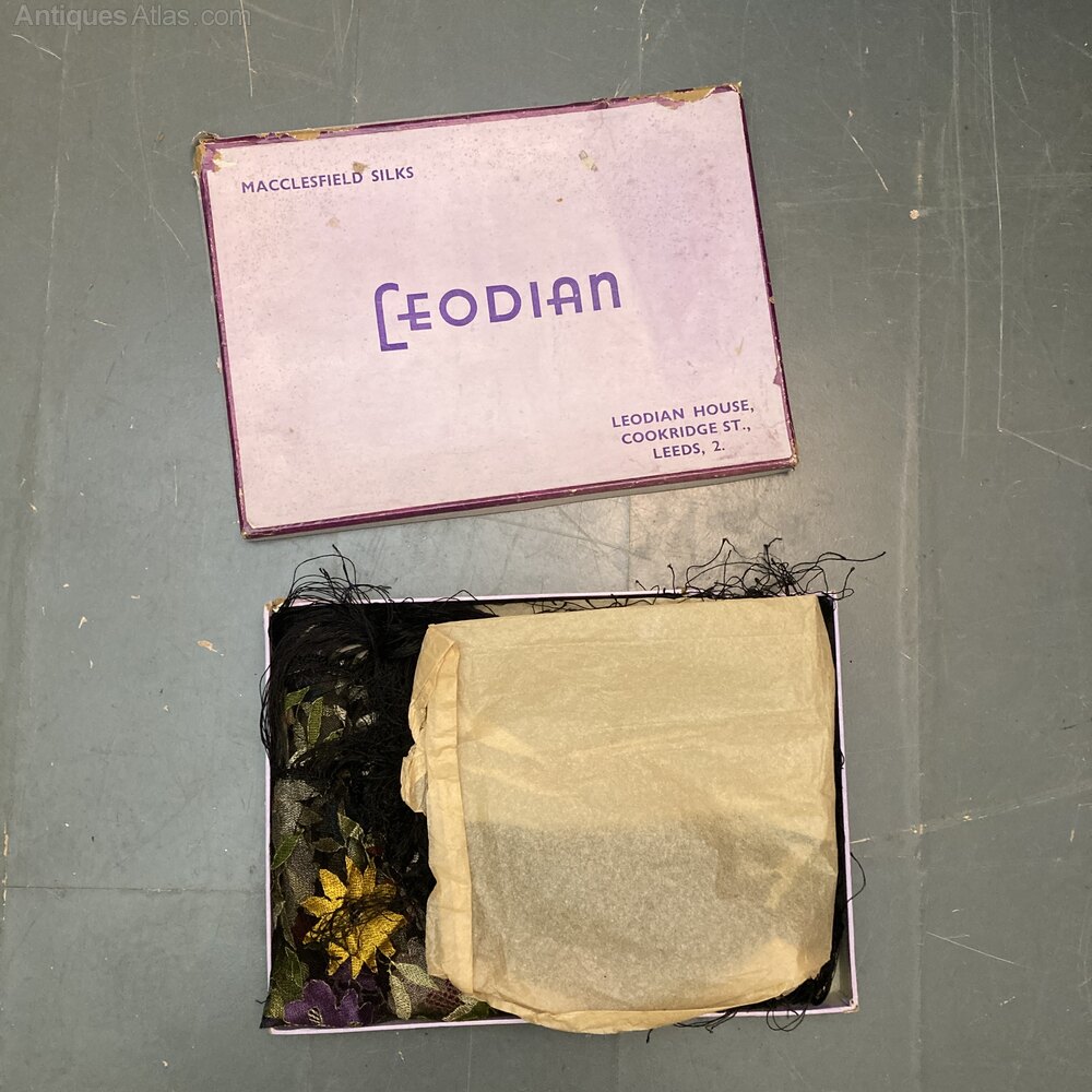 Antiques Atlas - English Silk Shawl as1110a076