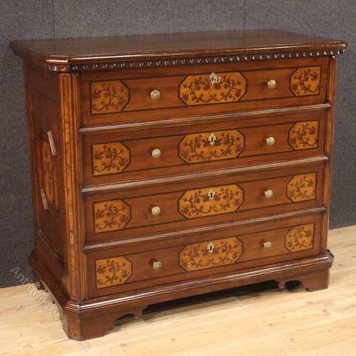 Antiques Atlas - Great Chest Of Drawers From The 20th Century
