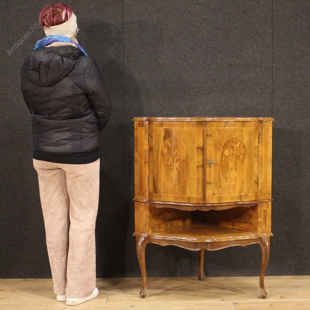 Antiques Atlas - Inlaid Italian Corner Cabinet From The 60s