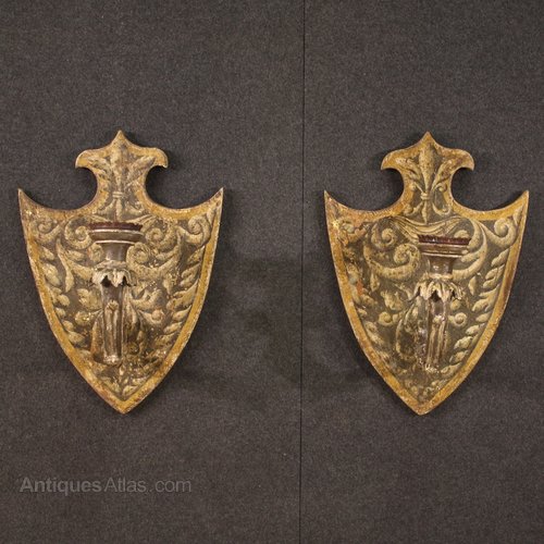 Antiques Atlas - Pair Of Tuscan Sconces In Painted Wood