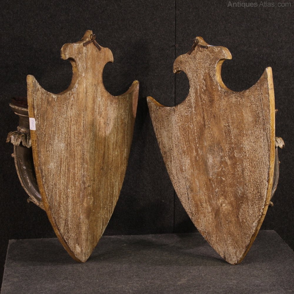 Antiques Atlas - Pair Of Tuscan Sconces In Painted Wood