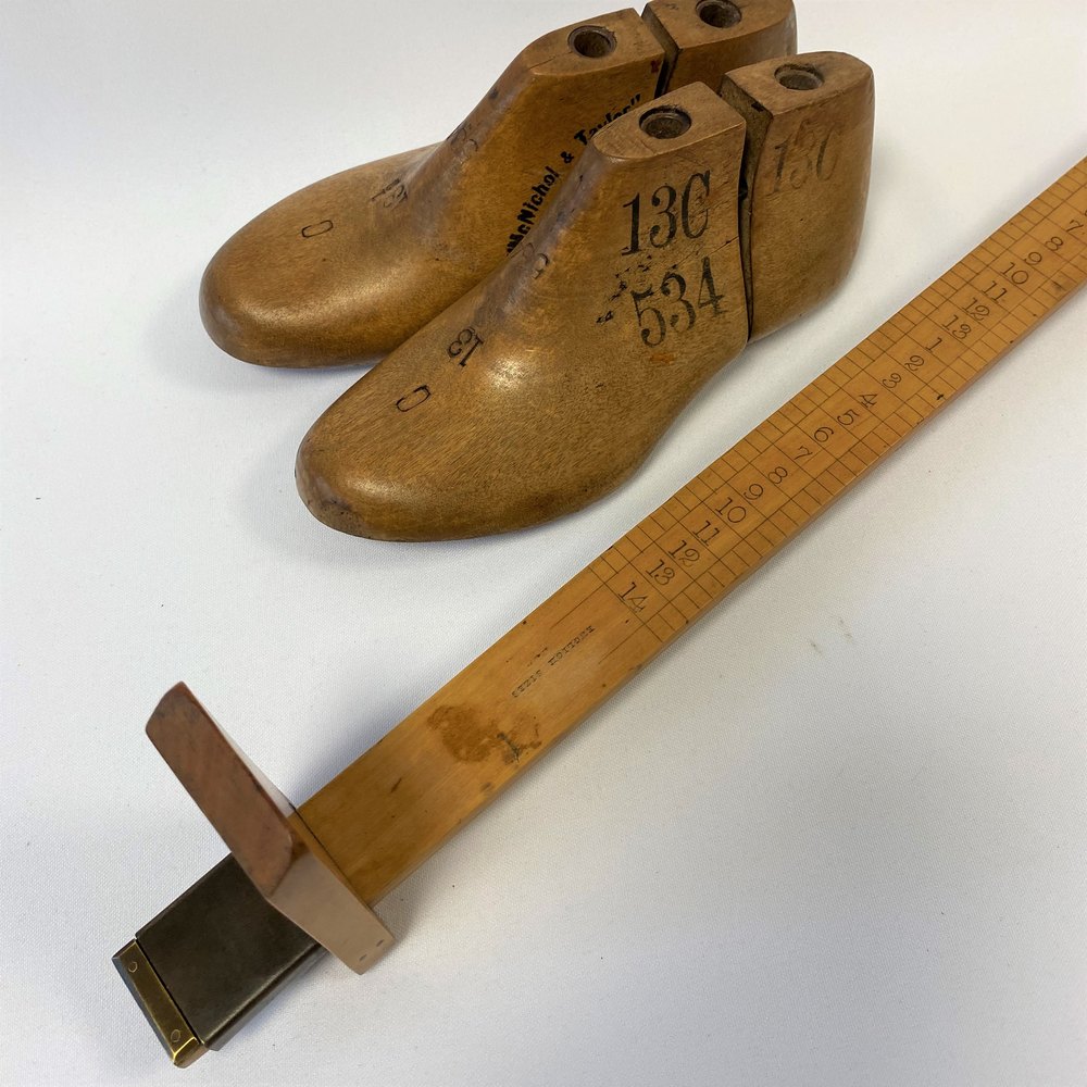 Antiques Atlas - Vintage Shoe Shop Foot Measure as889a339