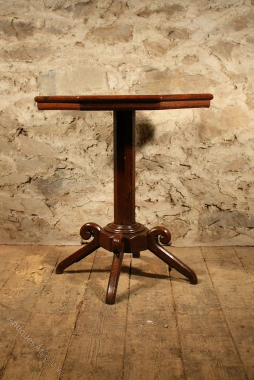 Oak Lamp Table - Antiques Atlas