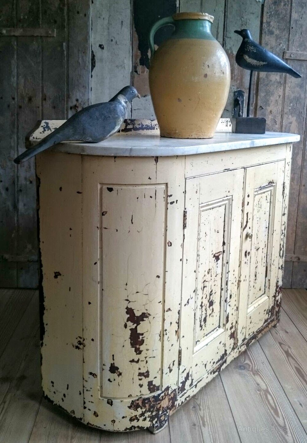 Painted Pine Huffer - Antiques Atlas