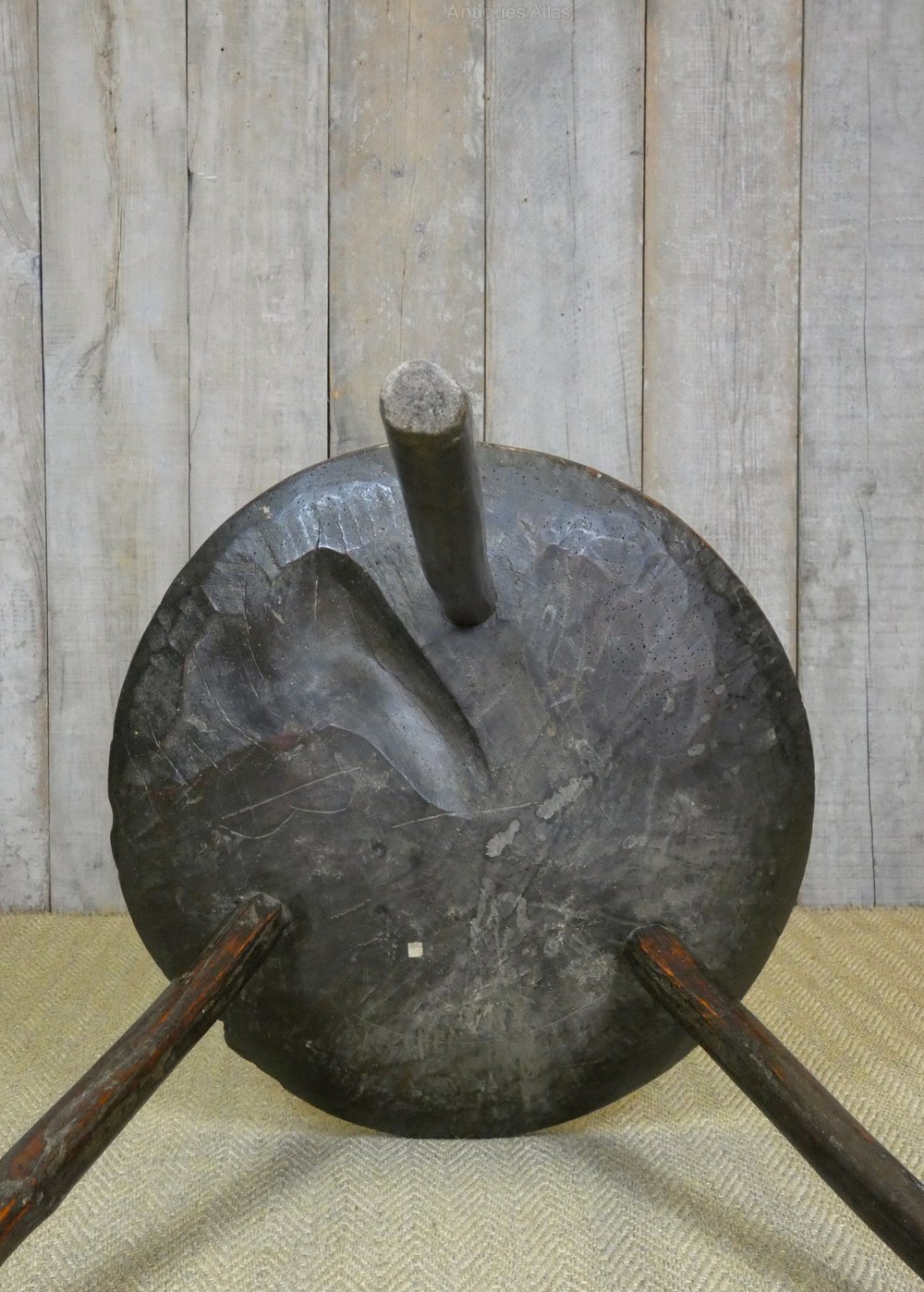 Primitive Cricket Table - Antiques Atlas