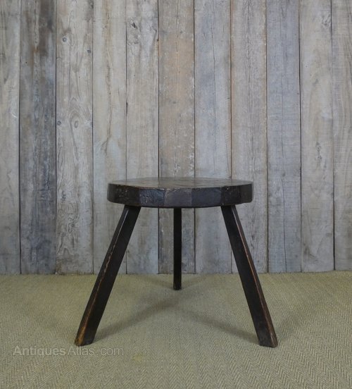 Primitive Cricket Table - Antiques Atlas