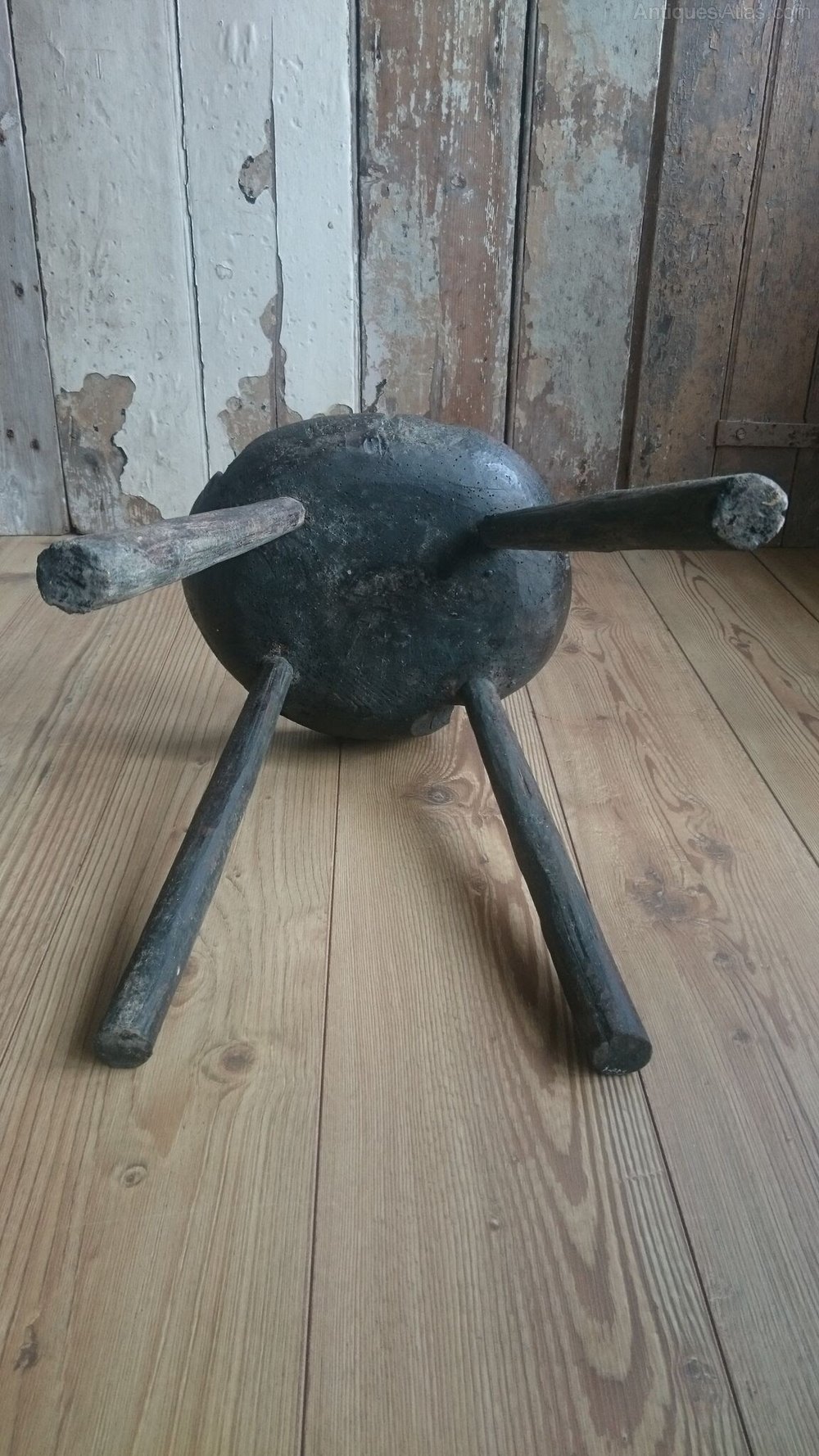 Primitive Table - Antiques Atlas
