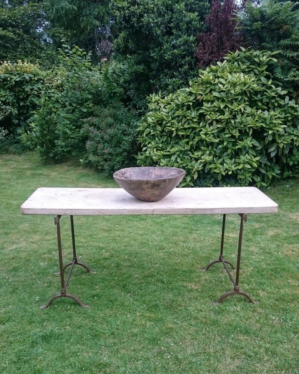 Sycamore Slab Table - Antiques Atlas