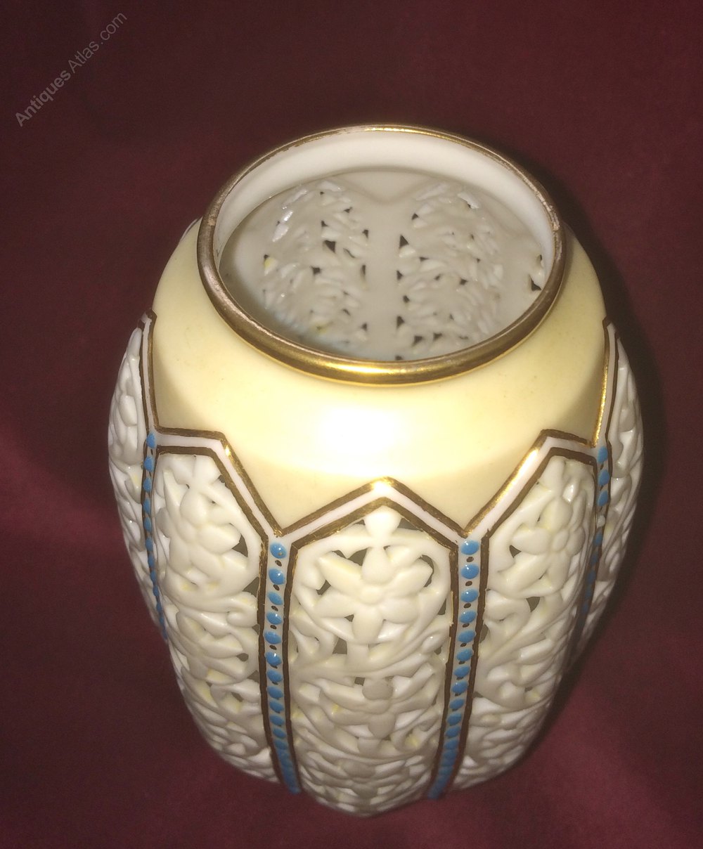 Antiques Atlas - Graingers Worcester Reticulated Vase Circa 1900
