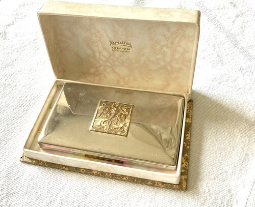 Antiques Atlas - Vintage Yardley Powder And Blusher Compact