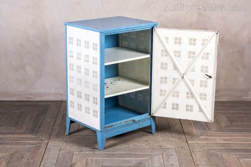 Antiques Atlas - 1950s / 1960s Vintage Meat Safe