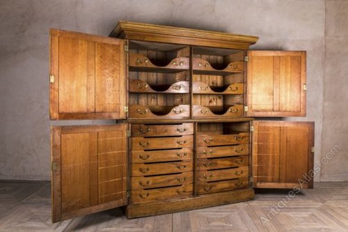 Victorian Estate Linen Cupboard - Antiques Atlas