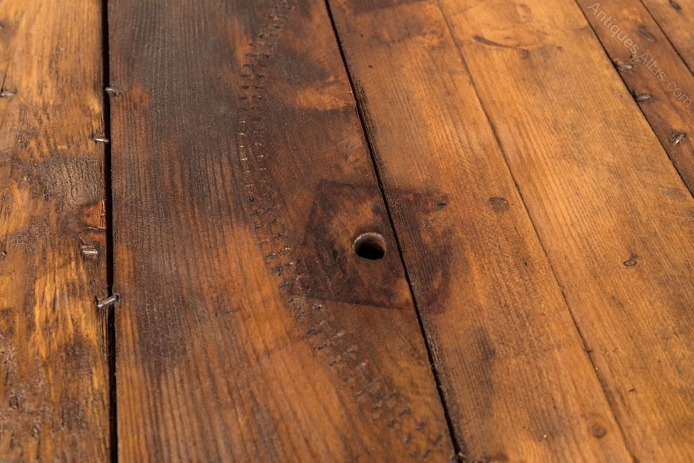 Antiques Atlas - Vintage Tractor Wheel Coffee Table as175a2769 / 02910