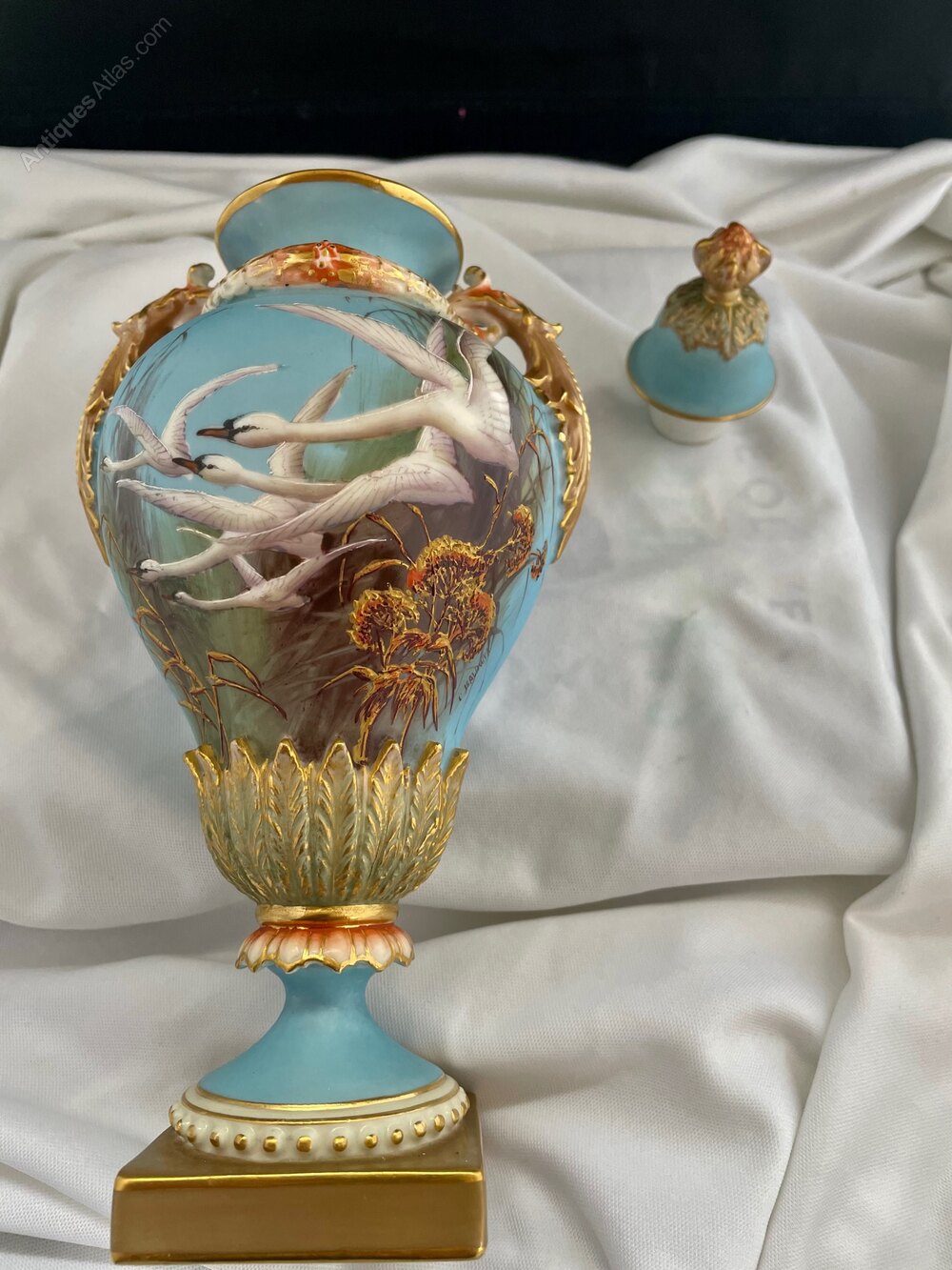 Antiques Atlas - Royal Worcester Swans Vase Signed C Baldwyn