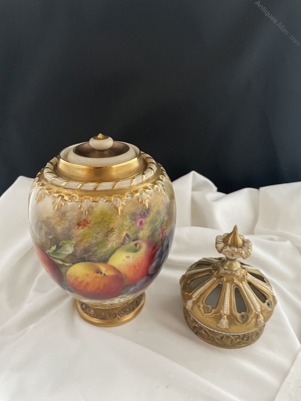 Antiques Atlas - Royal Worcester Pot Pourri Signed Ricketts as805a149