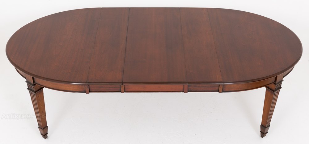 Mahogany Oval 3 Leaf Extending Dining Table - Antiques Atlas