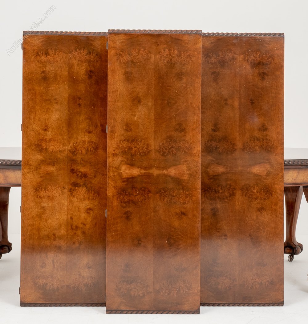 Superb Walnut Chippendale Style Extending Dining Table - Antiques Atlas