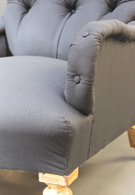 19thc Howard Design Button Back Armchair as417a829 / 3729 - Antiques Atlas