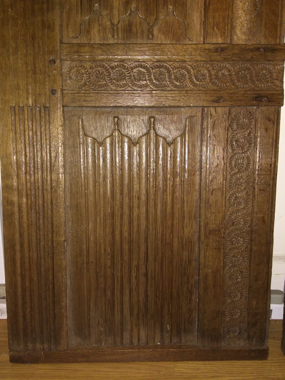 Antiques Atlas - Beautiful Pair Elizabethan Oak Linenfold Doors
