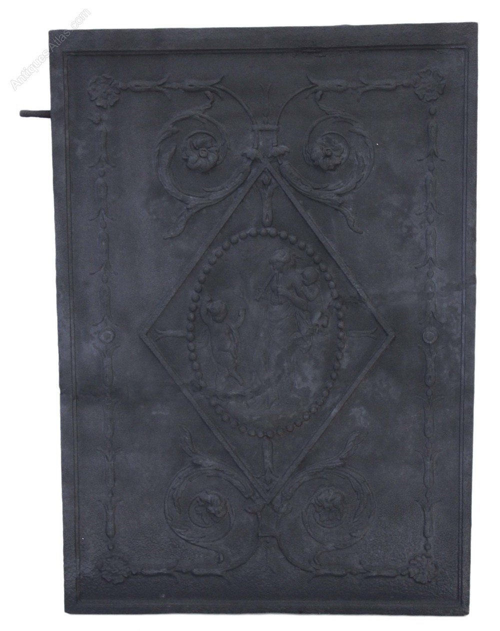 Antiques Atlas - Large Cast Iron Fire Back Decorated With Cherubs