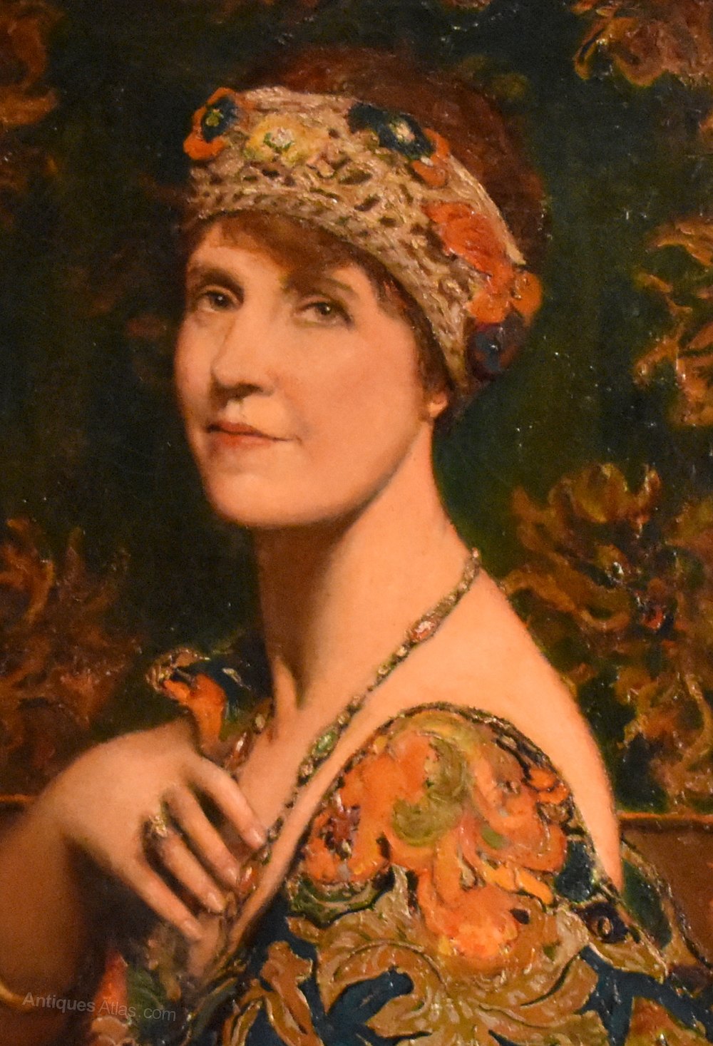 Antiques Atlas - Superb Oil Portrait Of A Lady