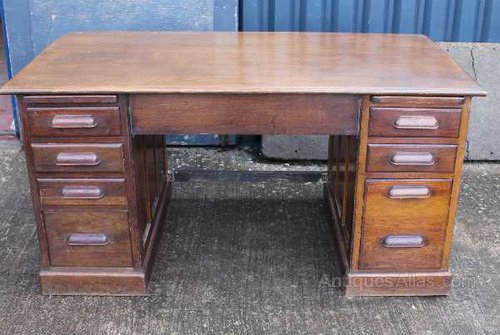 Antiques Atlas - 5 Ft Oak Pedestal Style Desk