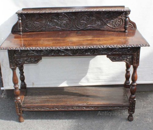 Dark Oak Server - In Good Condition - - Antiques Atlas