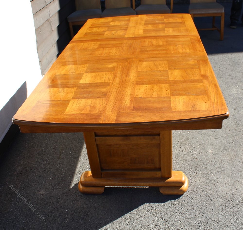 Antiques Atlas - Golden Oak Table And 6 X Chairs