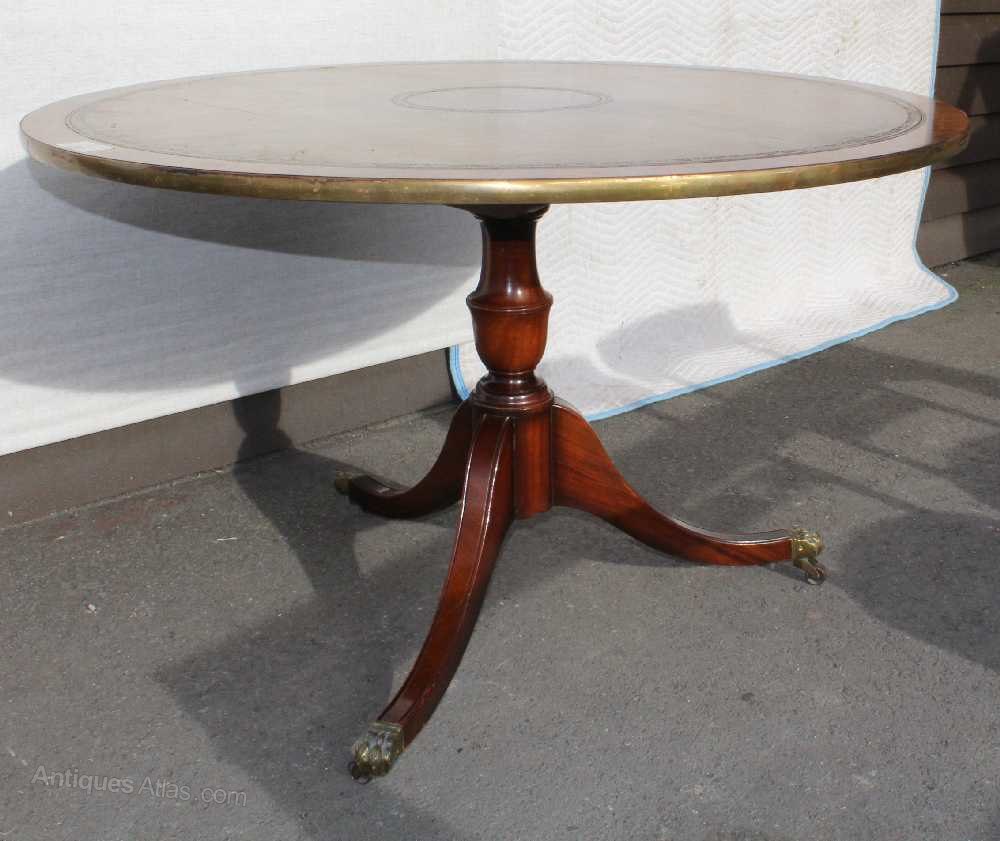 Antiques Atlas - Round Mahogany Table With Leather Top