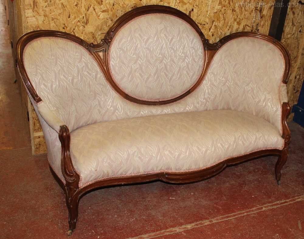 Mahogany Double Spoonback Sofa - Antiques Atlas