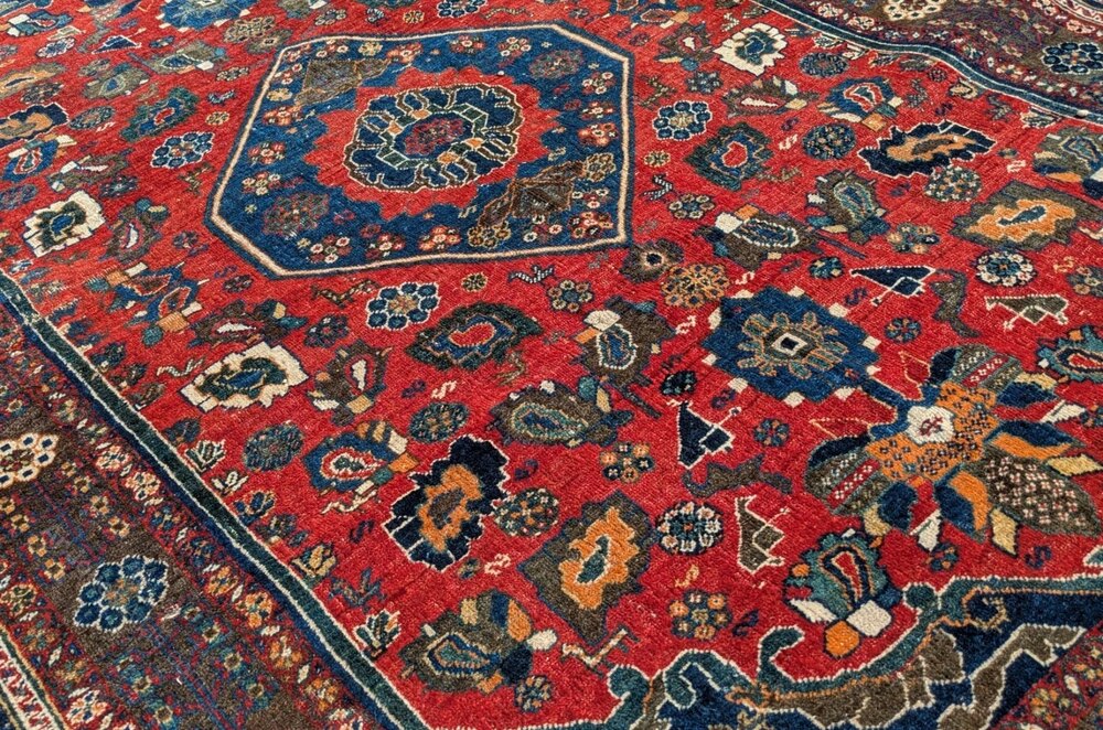 Antiques Atlas - Antique Heriz Rug as623a4625