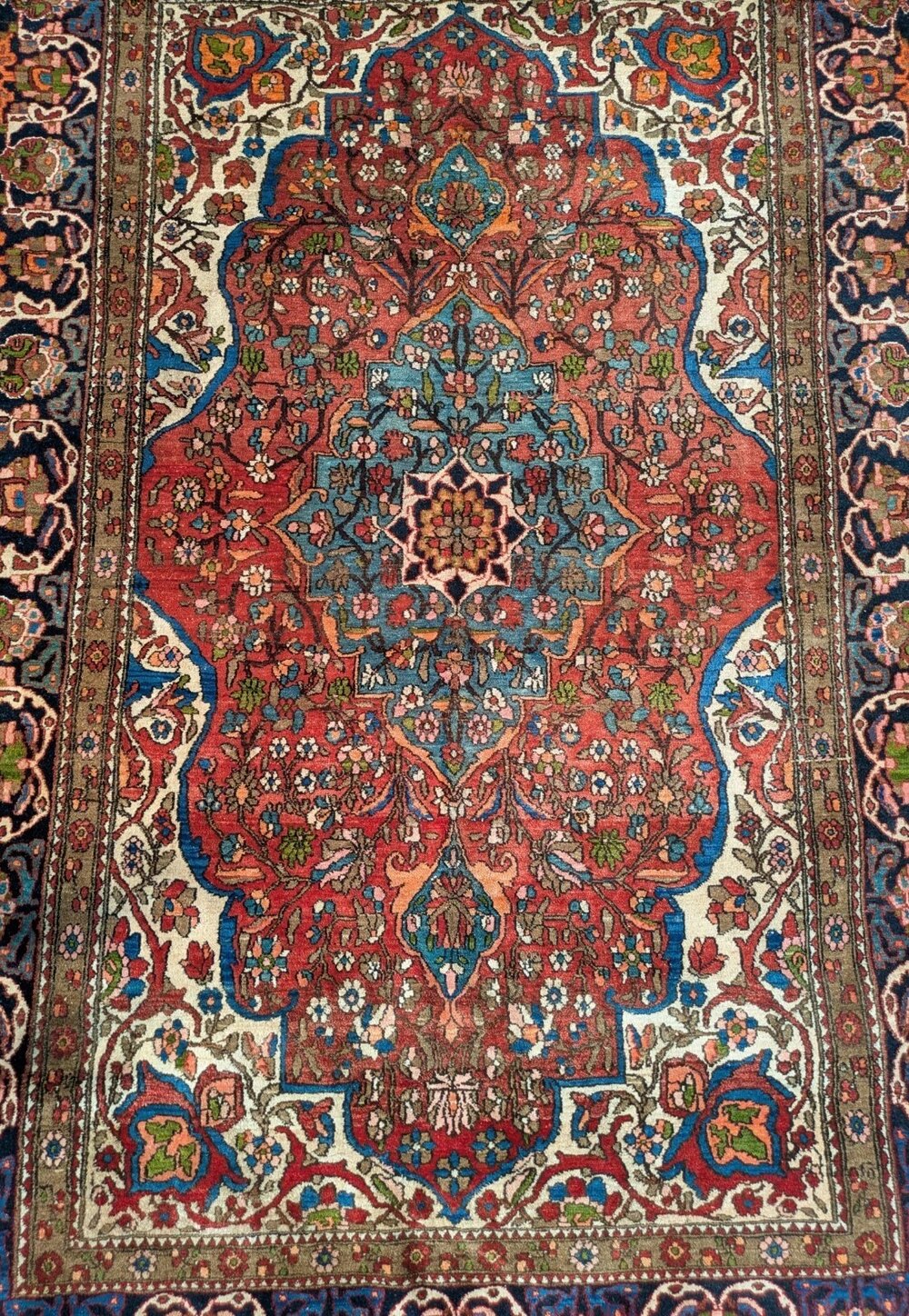 Antiques Atlas - Antique Ishfahan Carpet as623a4626