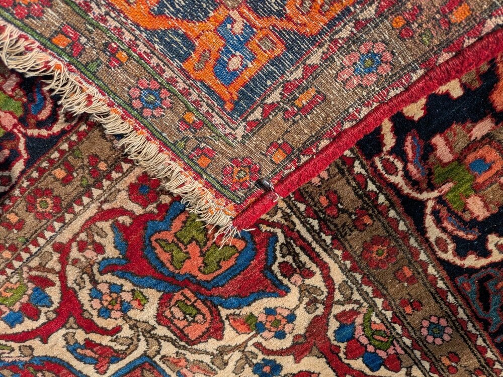 Antiques Atlas - Antique Ishfahan Carpet as623a4626