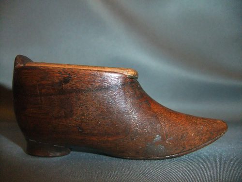 Antiques Atlas - 19th Century Shoe Snuff Box