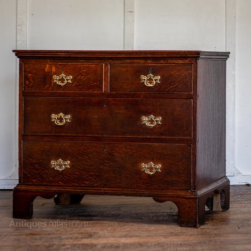 Georgian Two Over Two Chest Of Drawers - Antiques Atlas
