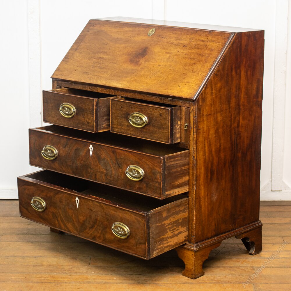 Georgian Writing Desk / Bureau - Antiques Atlas