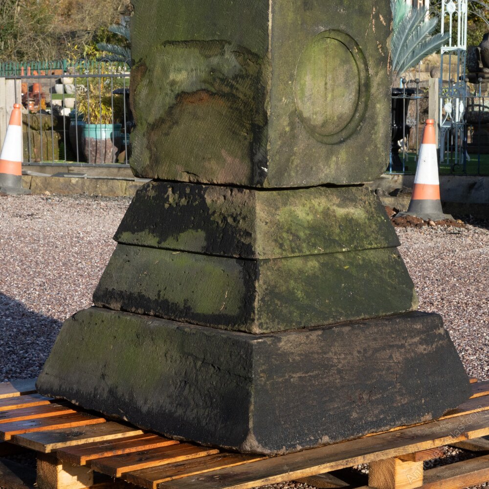 Antiques Atlas - Large Sandstone Church Finial as672a711 / RWI 8652