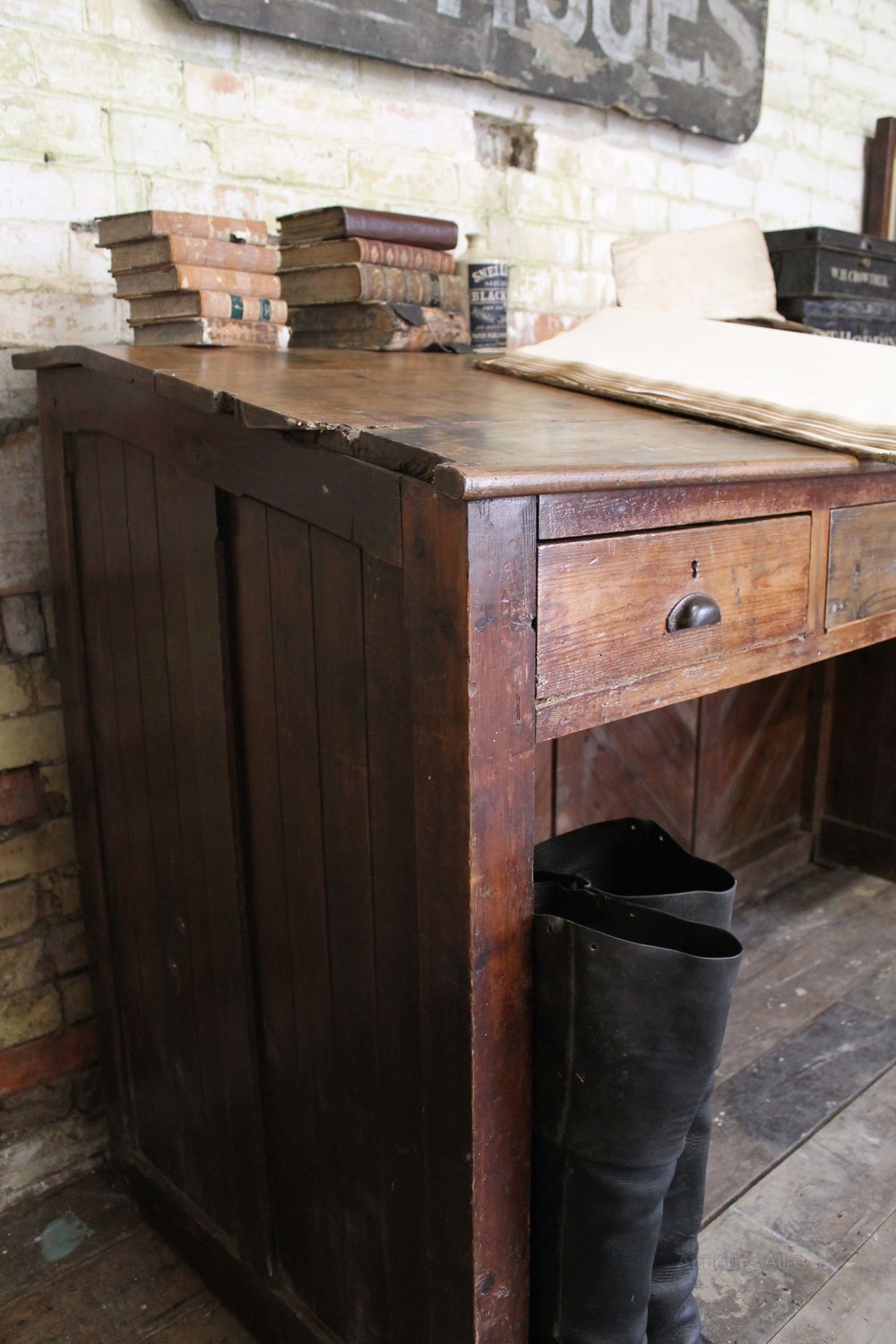 Cornish Desk The - Count House, Botallack Tin Mine - Antiques Atlas