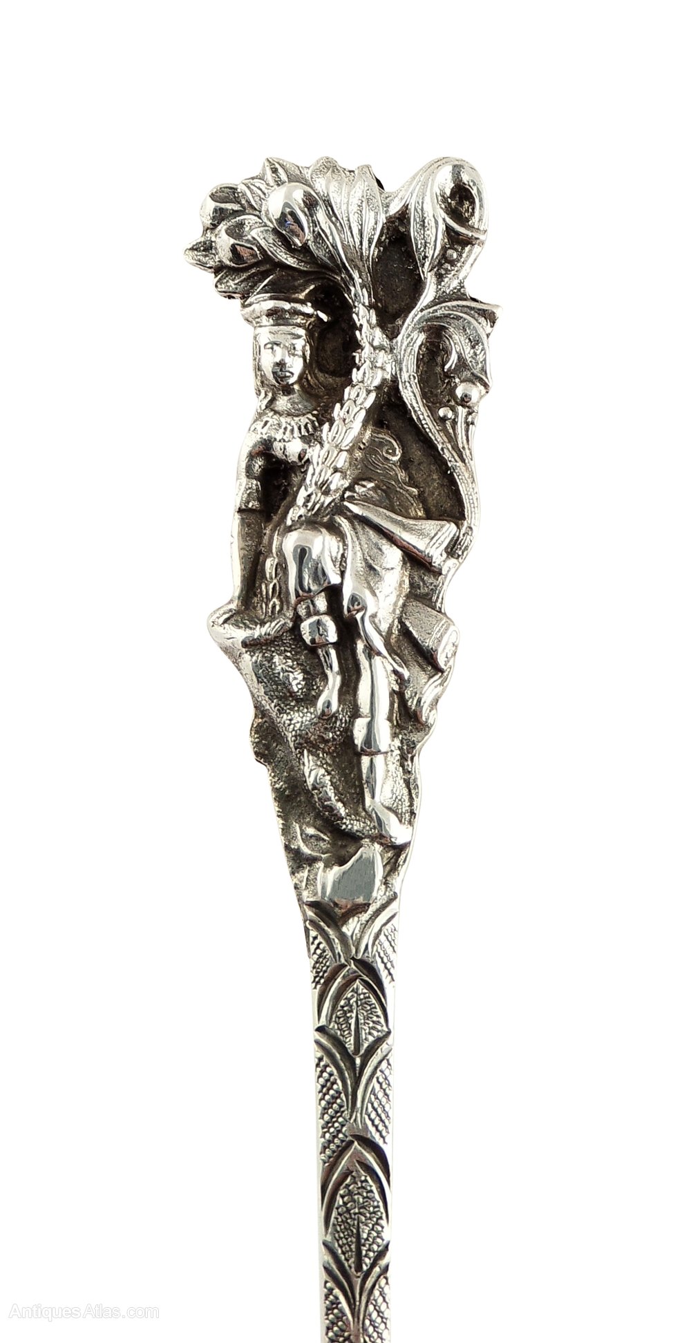 Antiques Atlas - Victorian Silver Plated Berry Spoon Set In Case