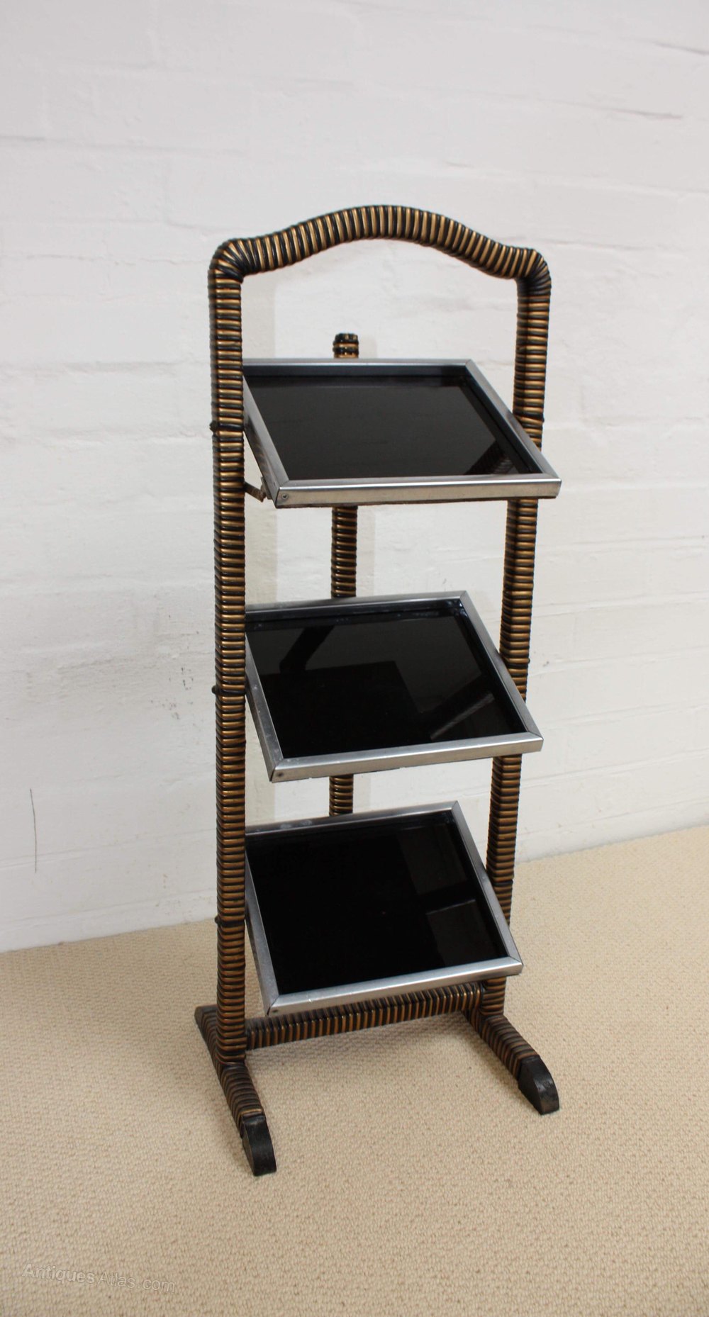 An Art Deco Cake Stand - Antiques Atlas