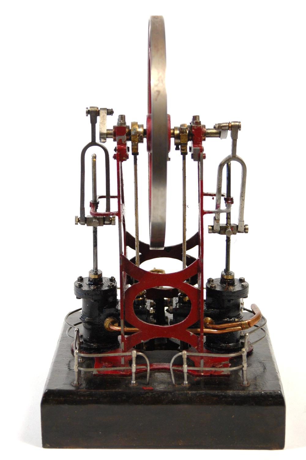 Antiques Atlas - Twin Cylinder Over Crank Steam Engine