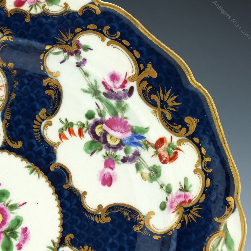 Antiques Atlas - Worcester Scale Blue Dessert Plate C1770