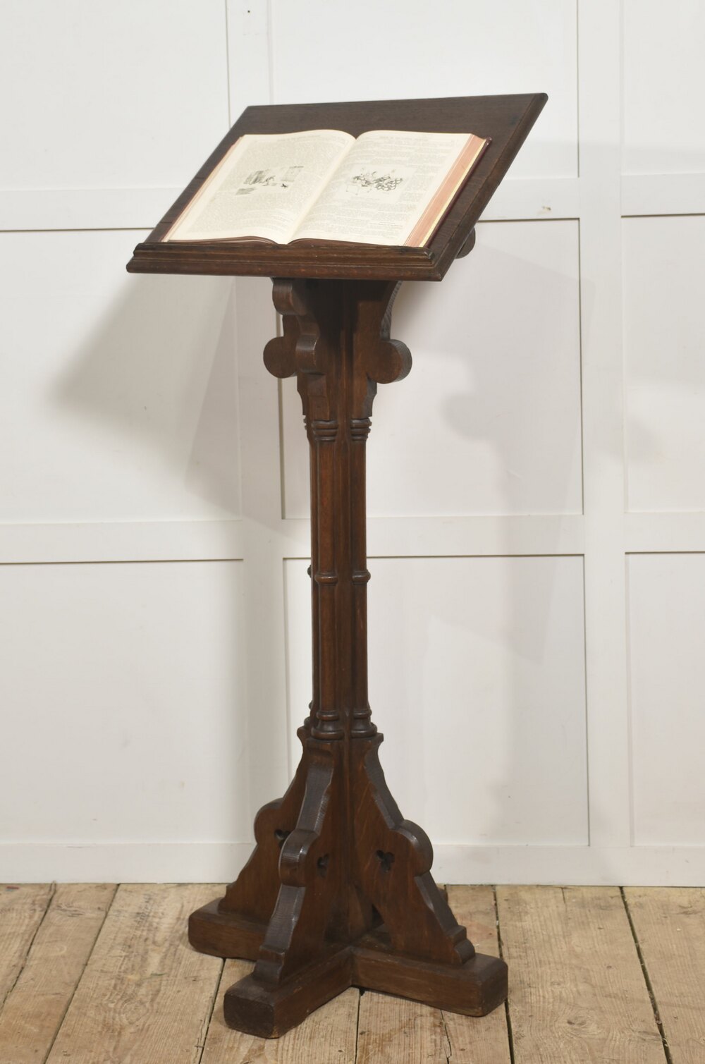 Gothic Revival Carved Oak Lectern Stand as135a5794 - Antiques Atlas