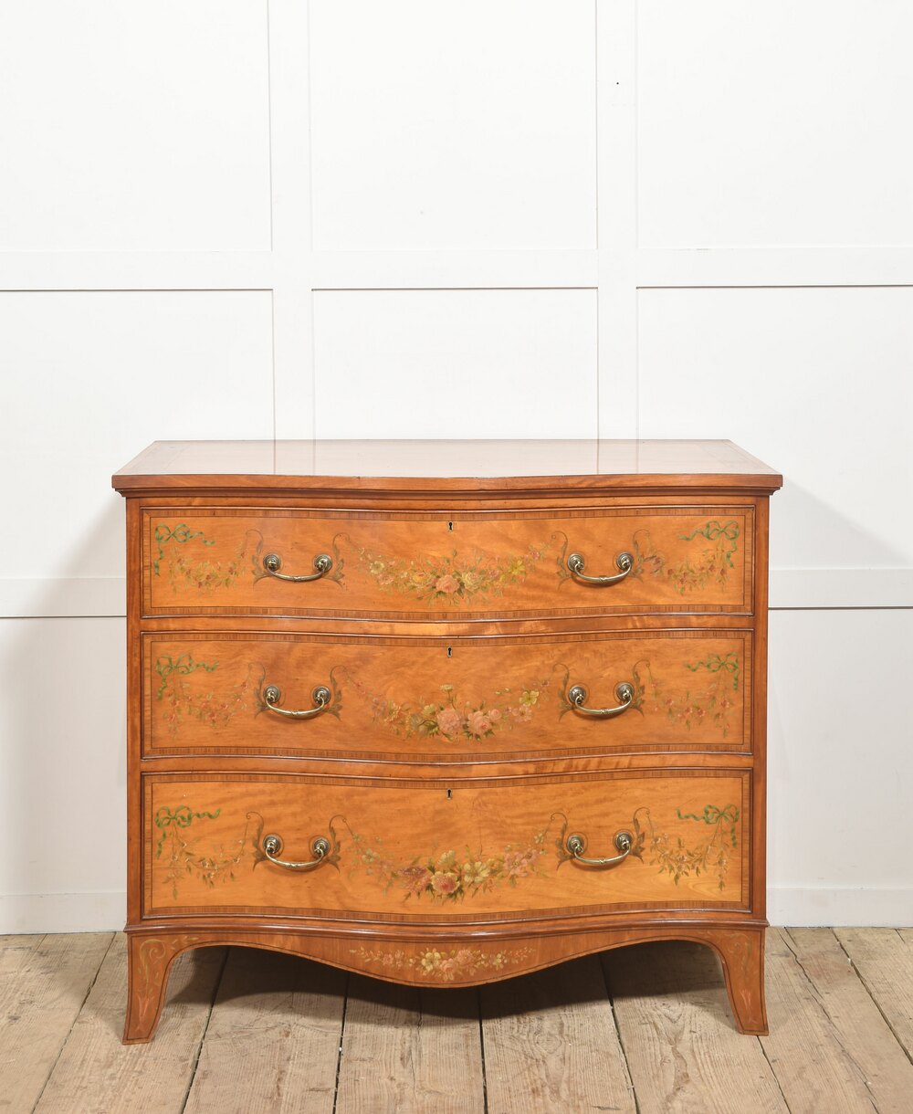 Sheraton Revival Satinwood Serpentine Chest Of Drawers as135a5792 ...
