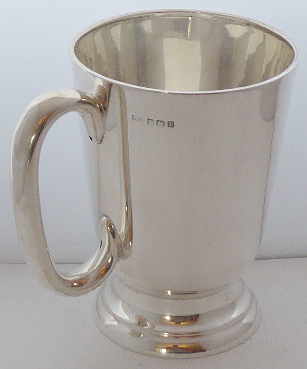 Antiques Atlas - 1914 Hallmarked Solid Silver 1 Pint Tankard 320g