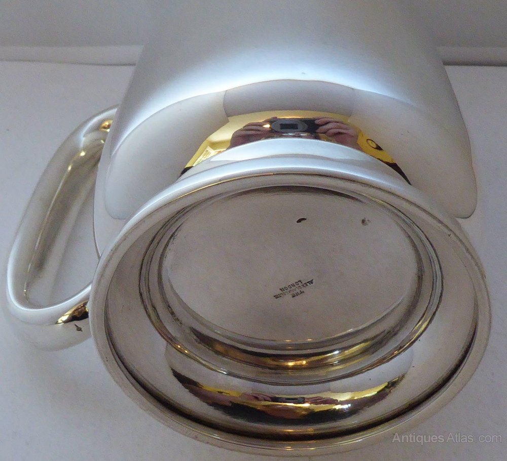 Antiques Atlas - 1 Pint 1948 Hallmarked Solid Silver Tankard Mug