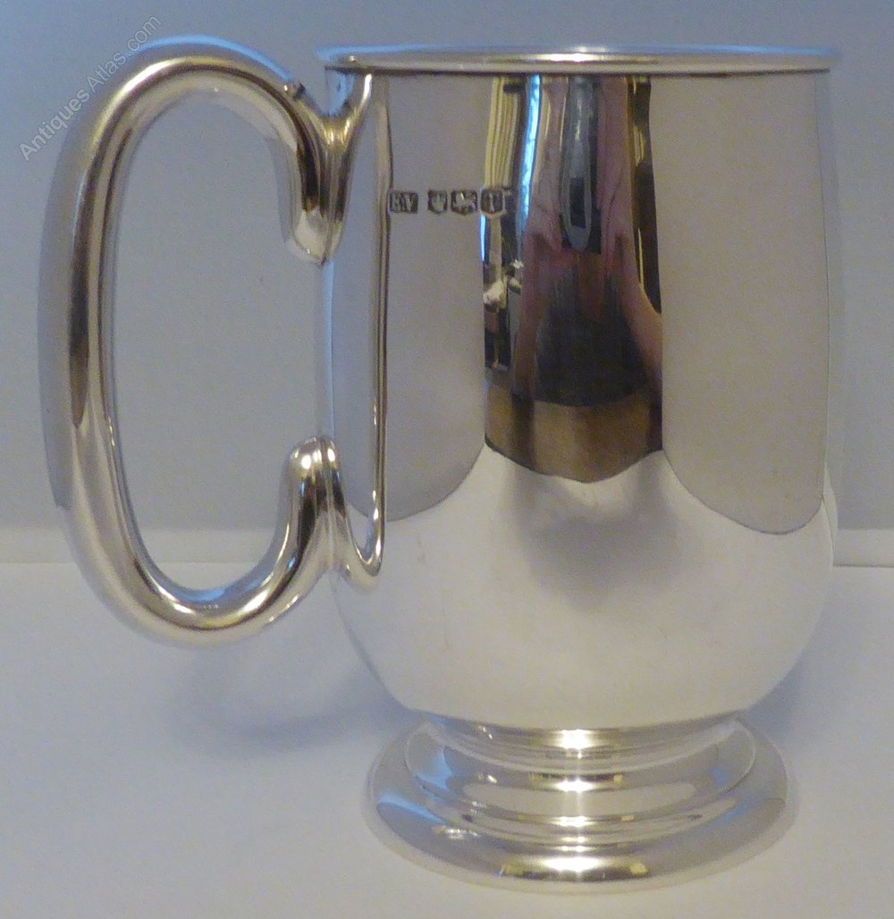 Antiques Atlas - Viners 1961 One 1 Pint Solid Silver Tankard Mug