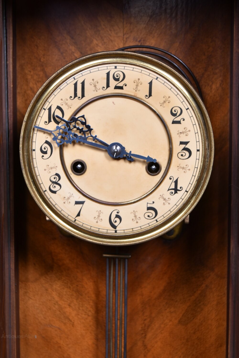 Antiques Atlas - German Walnut Wall Clock as856a3203 / SAI4221