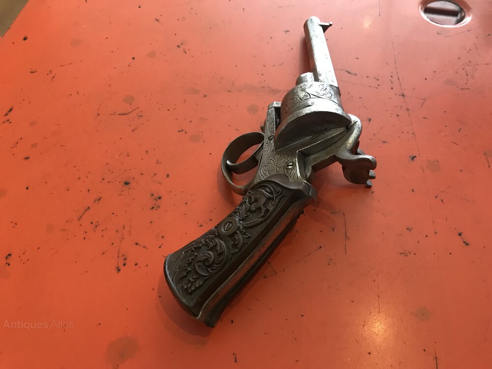 Antiques Atlas - Highly Decorative Pin Fire Revolver as897a941 / Pin fire 3