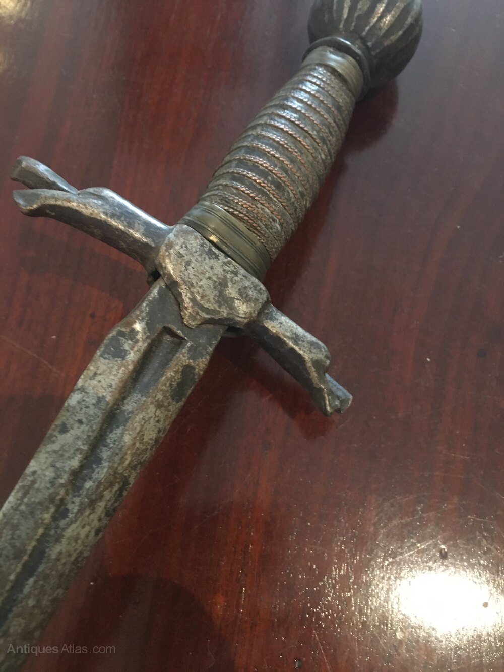 Antiques Atlas - Late 17 Century Pillow Sword as897a919 / Pillow sword